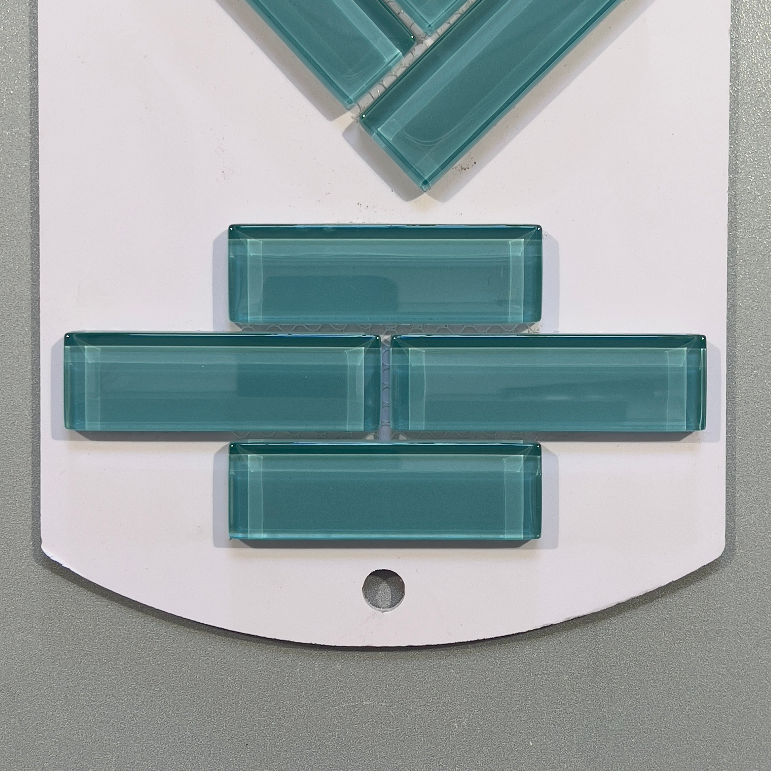 Blue glass linear mosaic - cbr041 – Tiles Warehouse