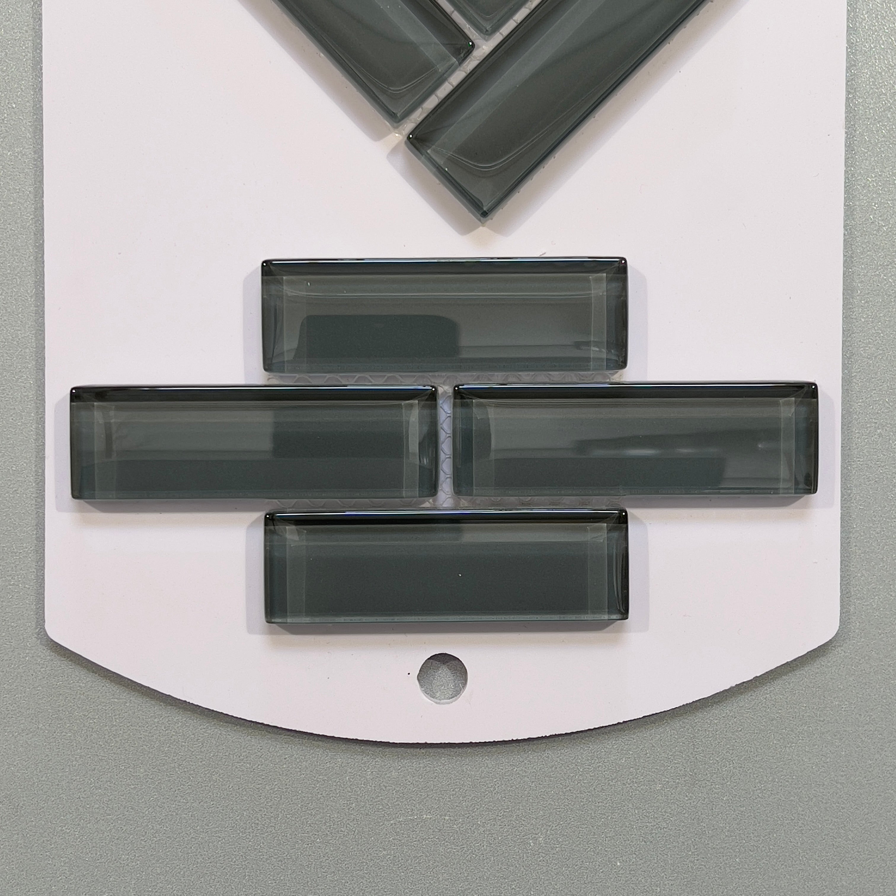 Grey glass linear mosaic - cbr097 – Tiles Warehouse
